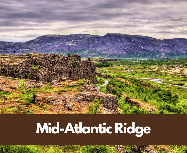 How Do Volcanoes Form at Divergent Boundaries? (Guide)